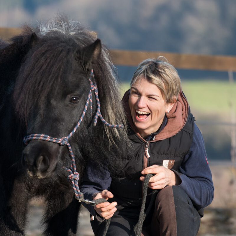 Katja Heß - Pferdetraining Vilstal - Michael Geitner - Be-Strict